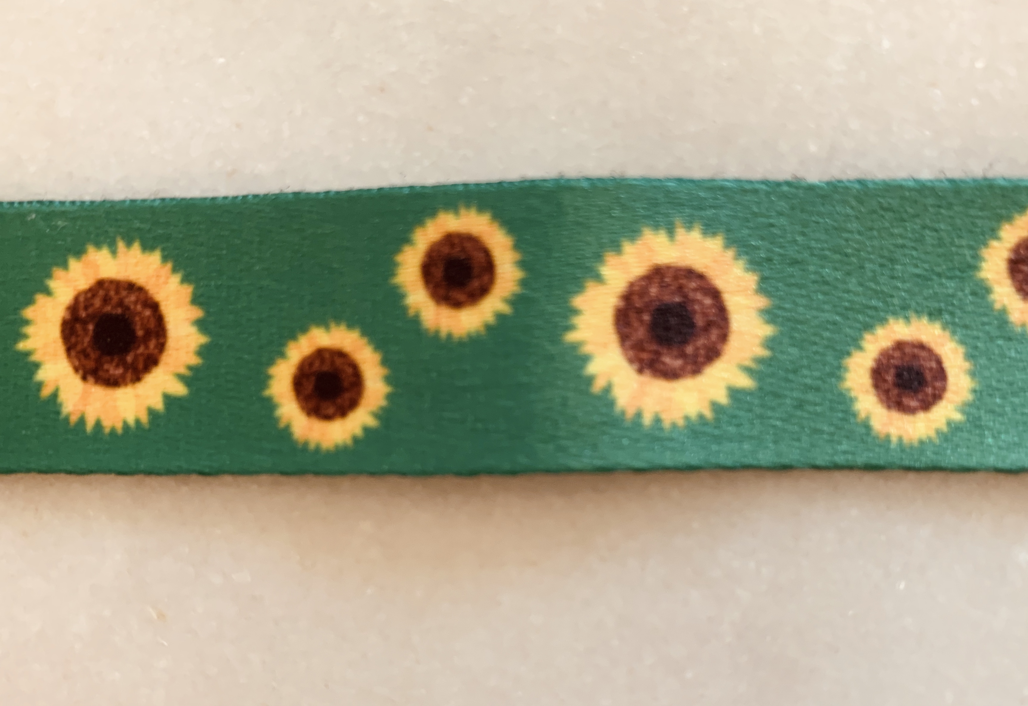 Sunflower Lanyards: A Symbol Of Hidden Disabilities – A blinding light